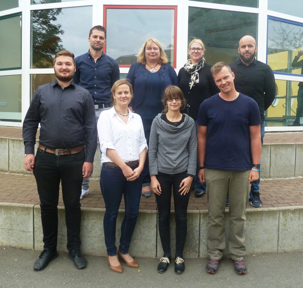 Mit sechs neuen Lehrern startet die Christian- Wolfrum- Mittelschule in ...